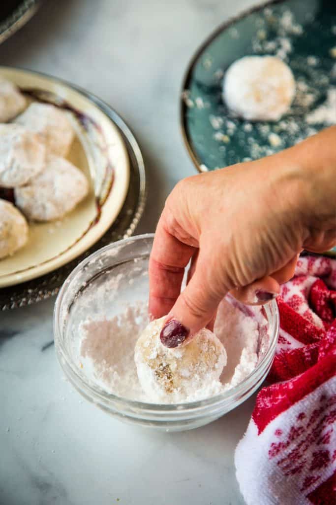 Sand Tarts {Pecan Butter Cookies} - Life, Love, and Good Food