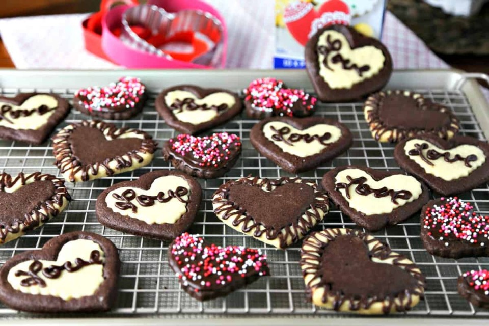 Chocolate and Vanilla Sweetheart Cookies - Life, Love, and Good Food