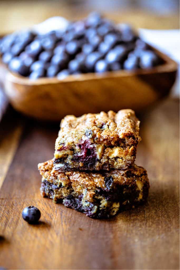 Bueberry White Chocolate Chip Bars - Life, Love, and Good Food
