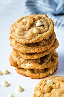 White Chocolate Macadamia Nut Cookies - Life, Love, and Good Food
