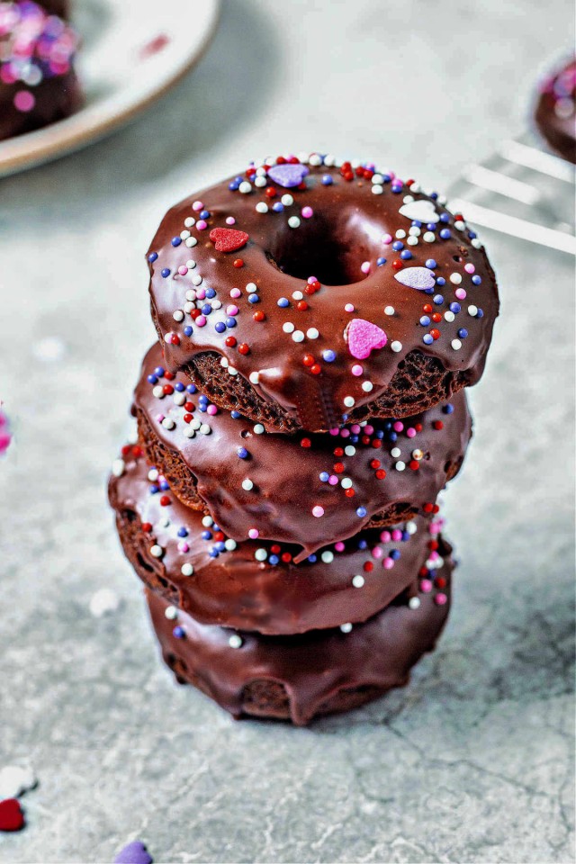 Glazed Chocolate Donut Recipe (Easy Baked Donuts) - Life, Love, and ...