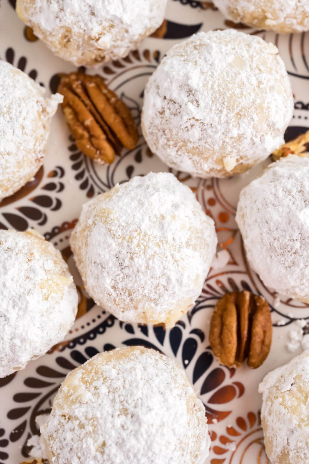 Christmas Sand Tarts (Pecan Butter Cookies) - Life, Love, and Good Food