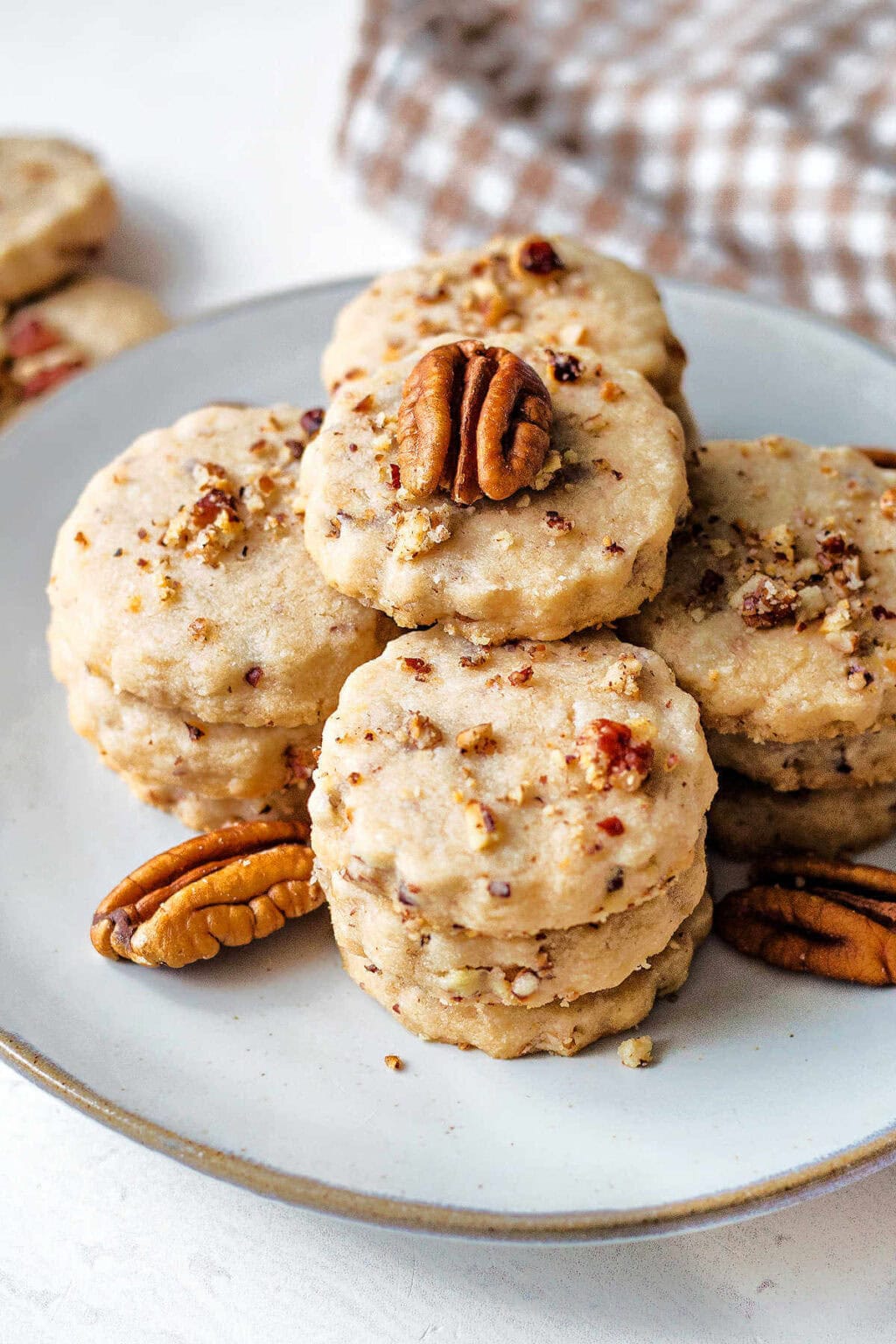 Pecan Shortbread Cookies - Life, Love, and Good Food